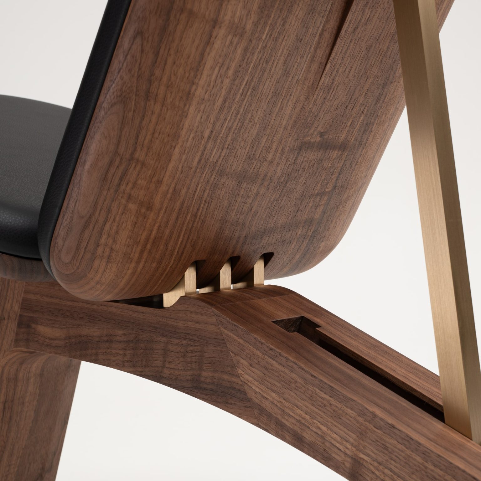 LEDGE Weight Bench – Eternal Creek